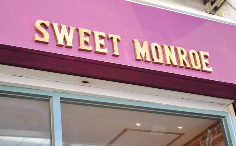 愛知県｜名古屋市｜中区｜大須古着特集｜SWEET MONROE（スウィートモンロー）